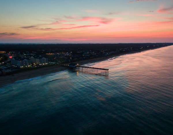 Kitty Hawk pier House | Wedding Guide to the Outer Banks